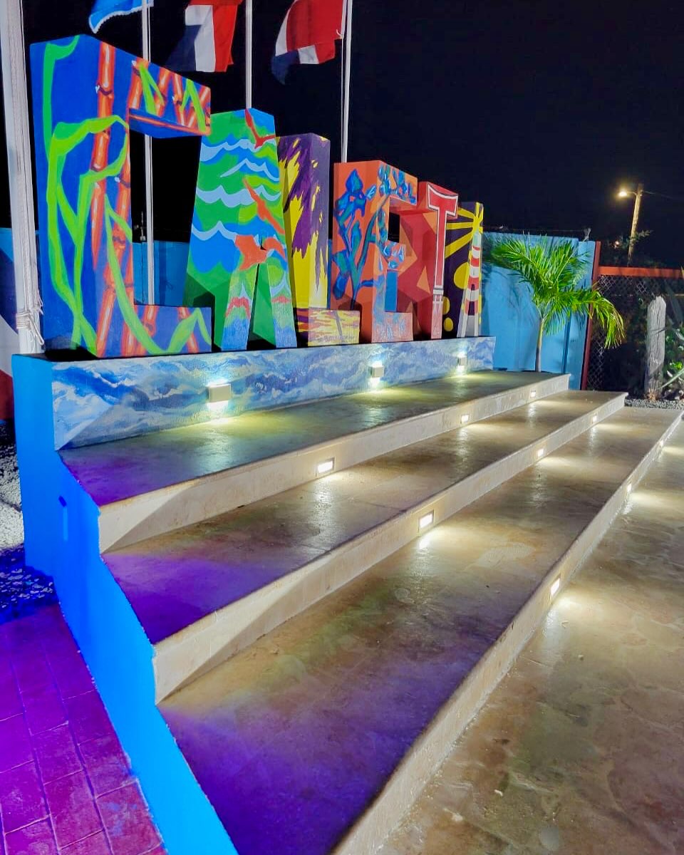 Caleta inaugura su nuevo letrero emblemático bajo la gestión del ...